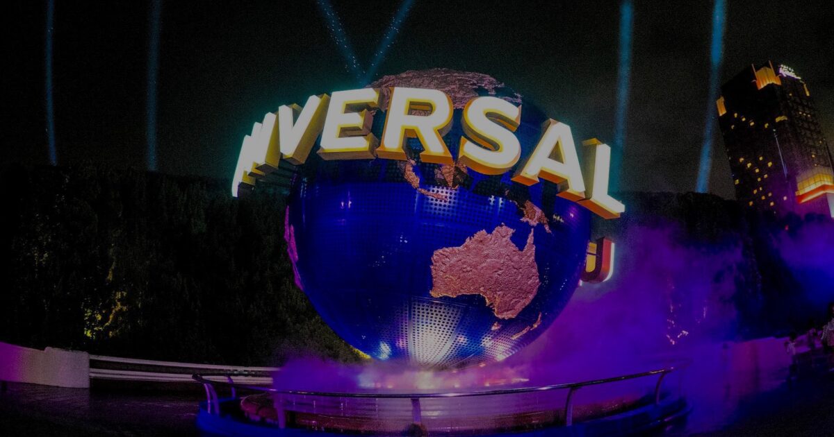 Go to Universal Studios - BookitList